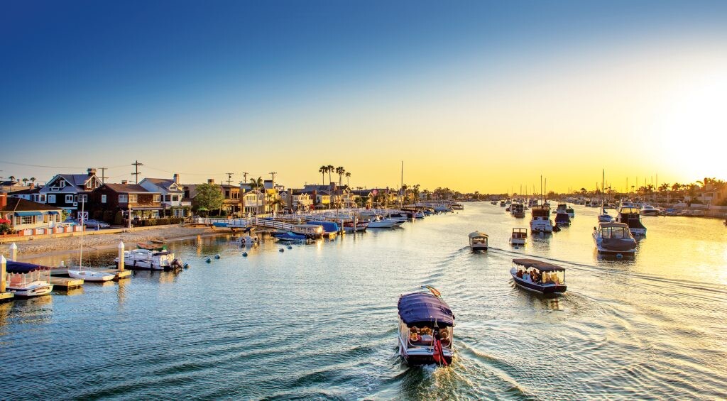 Balboa Island Restaurants, Shopping, & Hotels | Visit Newport Beach