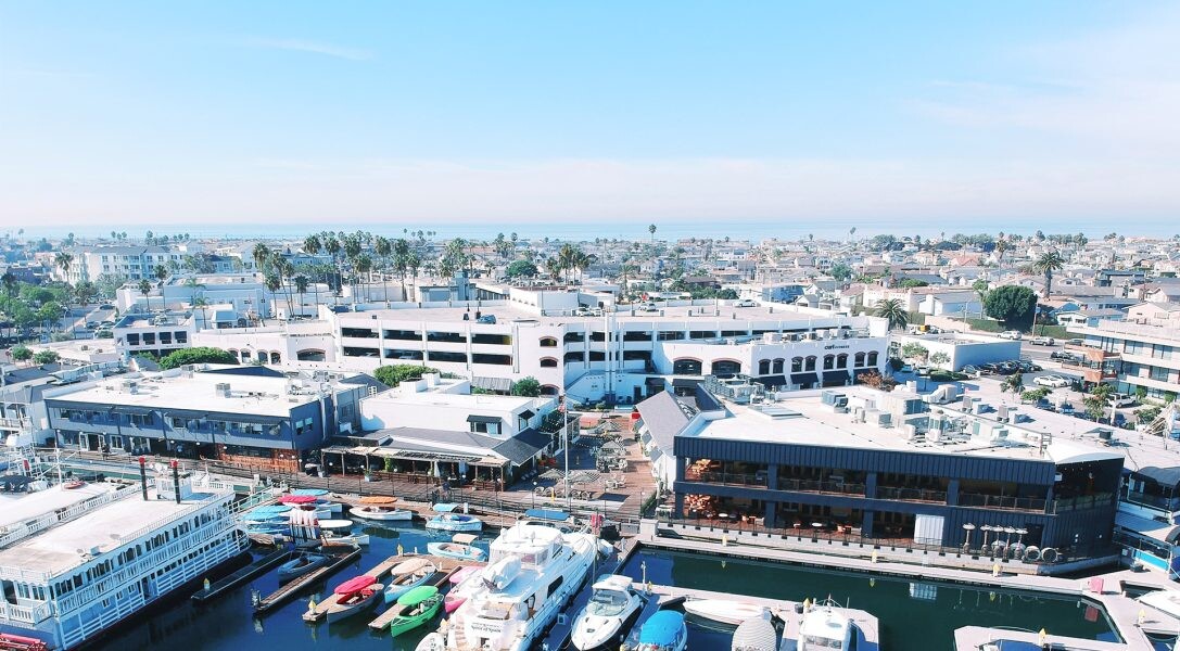 Lido Marina Village Restaurants, Shopping, & Hotels | Visit Newport Beach