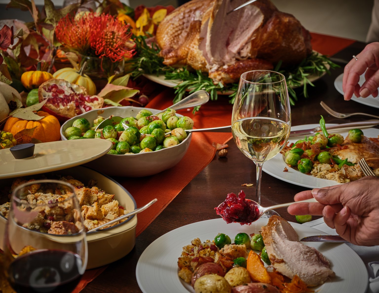 Watercolor Class: Holiday Wreath - Visit Newport Beach